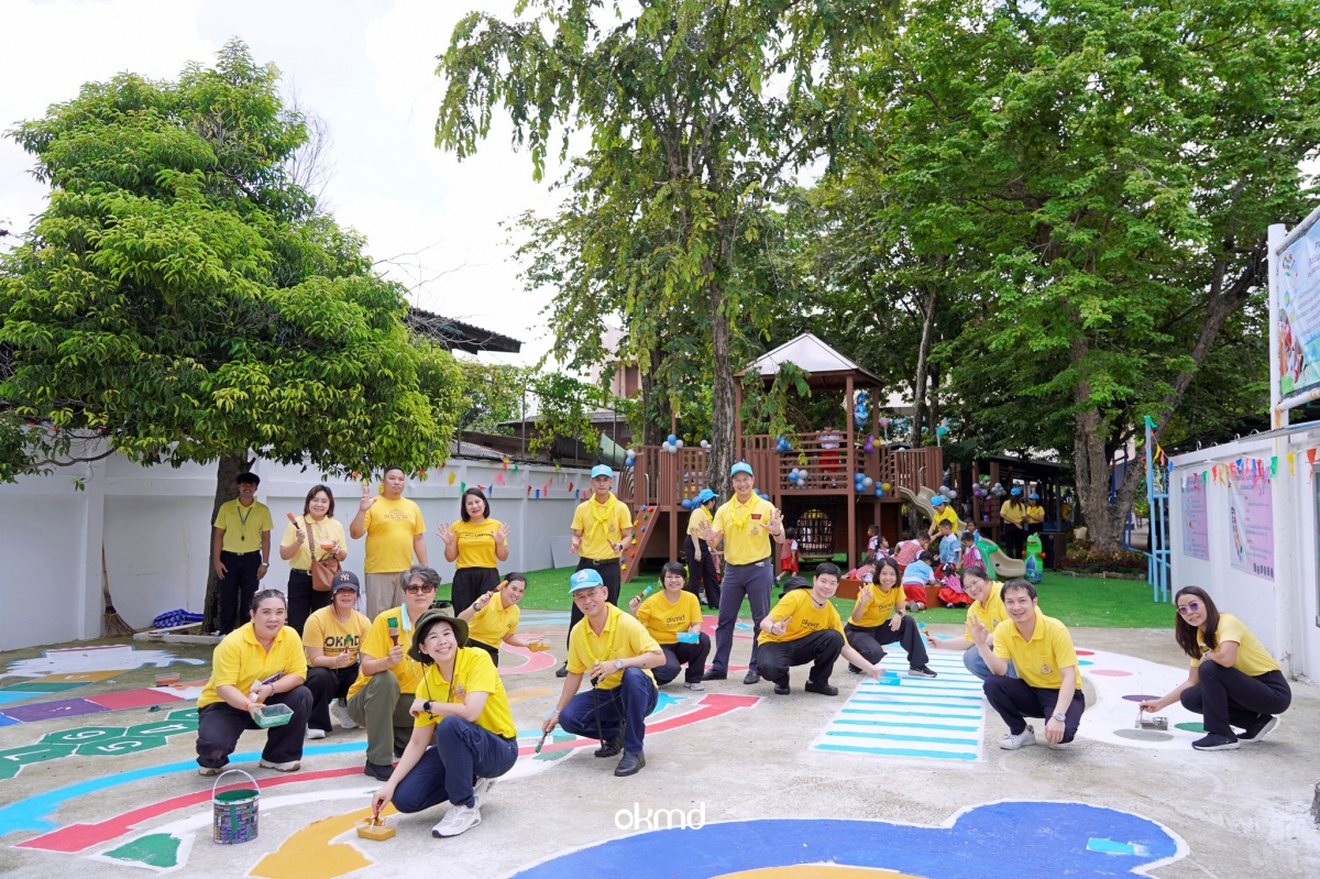 OKMD ร่วมกิจกรรม “จิตอาสาทำดี แต้มสีเติมฝันให้น้อง” (Street Play) ถวายเป็นพระราชกุศลแด่รัชกาลที่ 8
